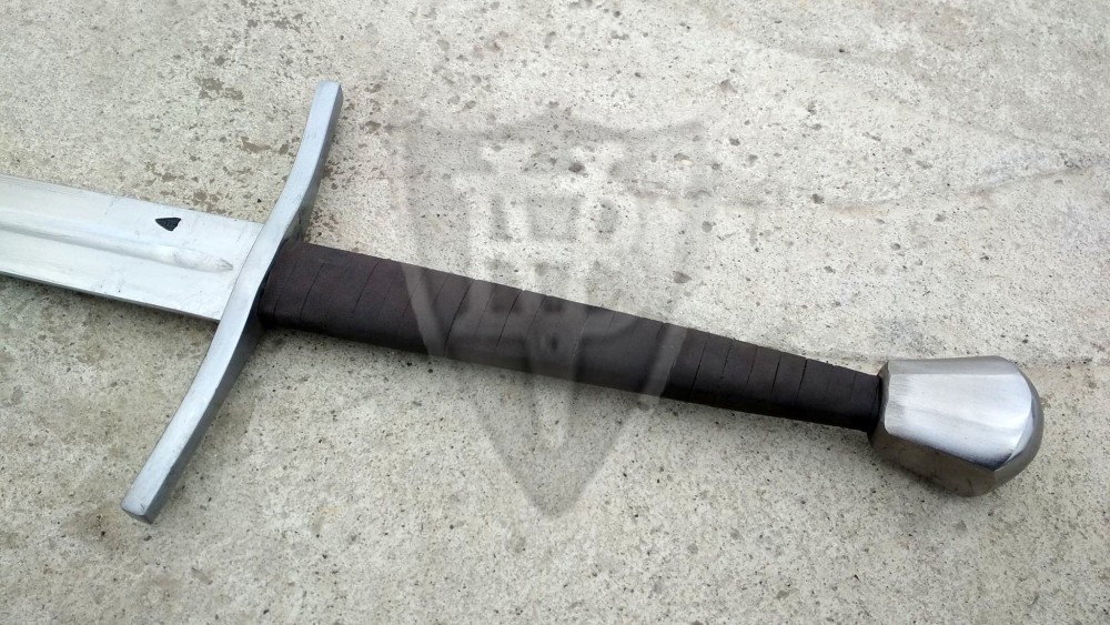 Longsword for HMB/BUHURT battles, with pear pommel - VB Swordshop Ltd.